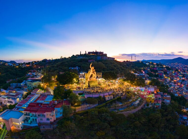 El Mirador del Pipila: Un Vistazo Espectacular de Guanajuato - Revista ...