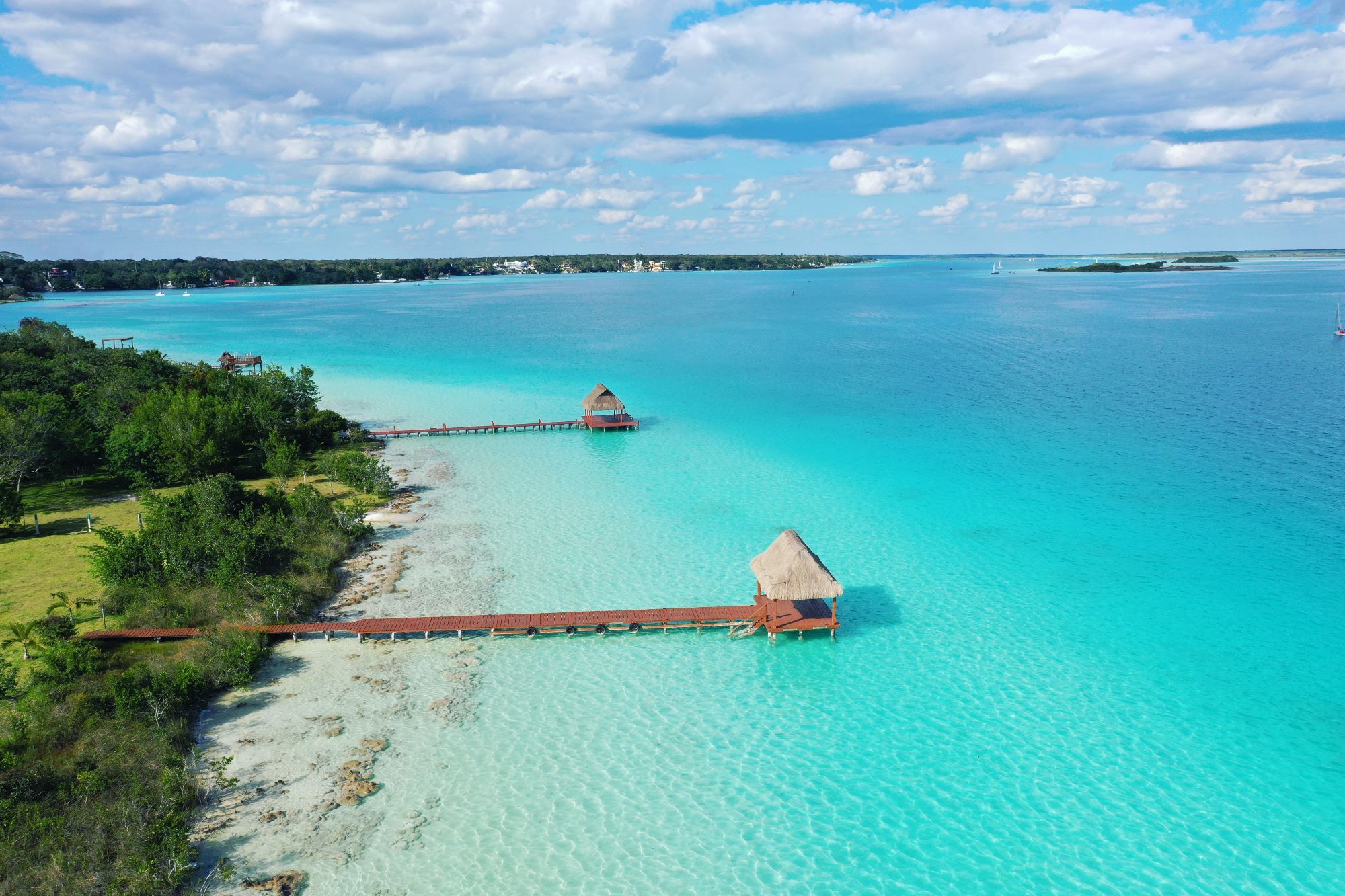 La Laguna de Bacalar en Quintana Roo: Los Siete Colores del Agua y un ...